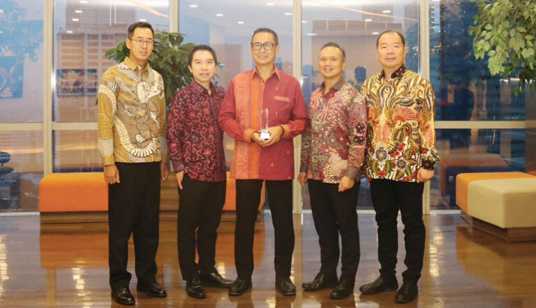 Bank Danamon Raih Penghargaan Dari RBI Asia Trailblazer Awards ...