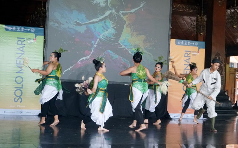 Sukses Digelar Festival Solo Menari 2025, Ajang Inovasi Seni budaya Dan ...