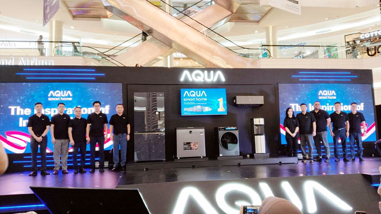 Rayakan HUT RI ke-80, AQUA Elektronik Luncurkan Produk Baru Di Mall ...